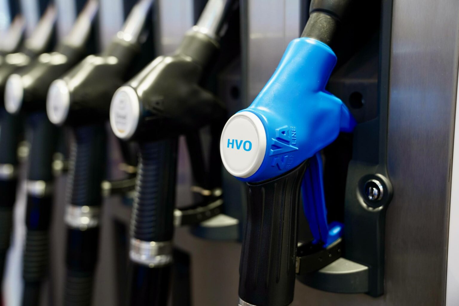 Wie funktioniert die Herstellung von HVO? - eFUEL-TODAY